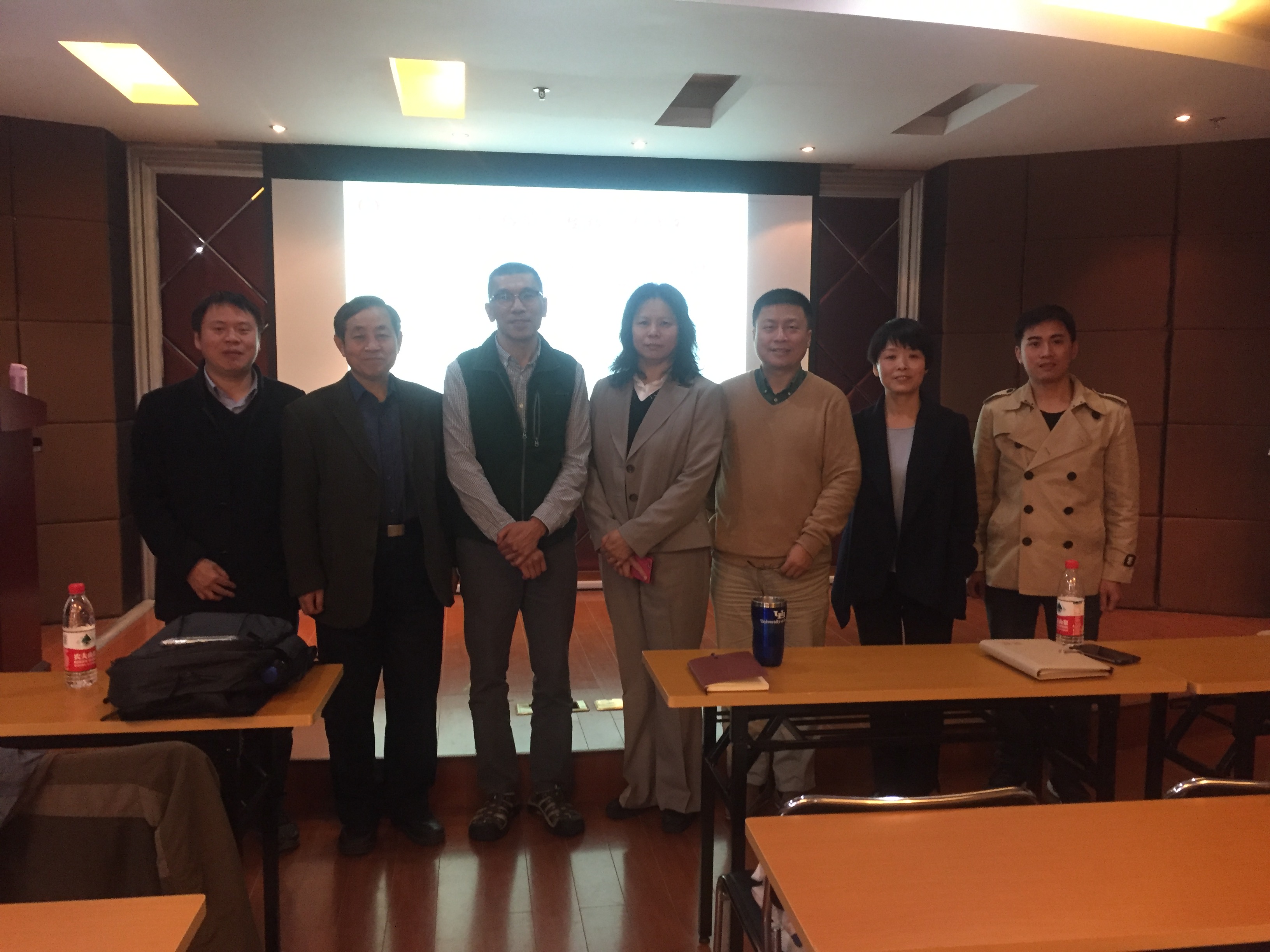 台湾中央研究院植物与微生物学研究所赖尔珉教授来访